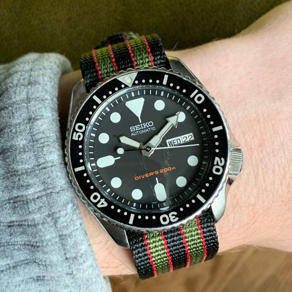 Seiko SKX007K Diver's 200M Automatic 42mm Stainless Steel Wristwatch ...