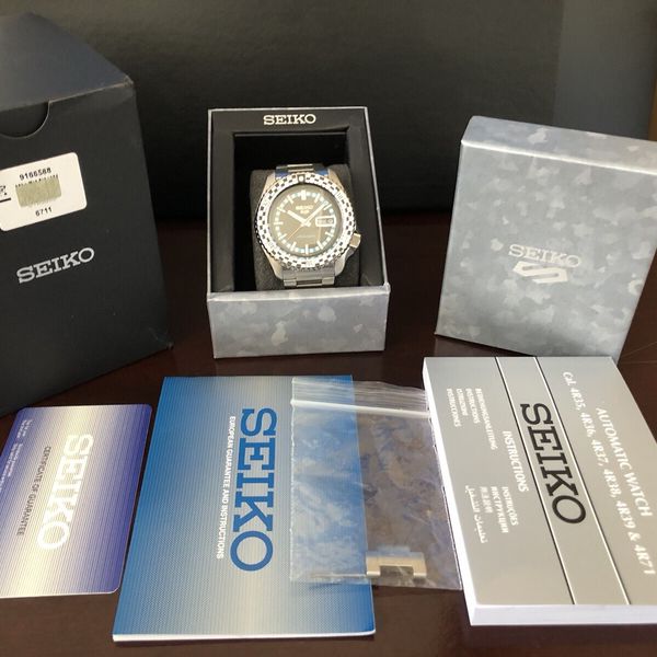 Seiko 5 Sports Checkered Flag SRPK67K1 Menâ s Automatic Watch. Full Set ...