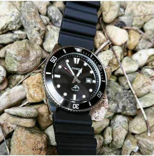 Casio MDV 106 1AV Diver Watch 200m Marlin Duro UK Rare Submariner Black ...
