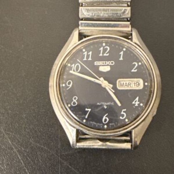 Wristwatch, Seiko 5 Automatic Vintage Working | WatchCharts Marketplace