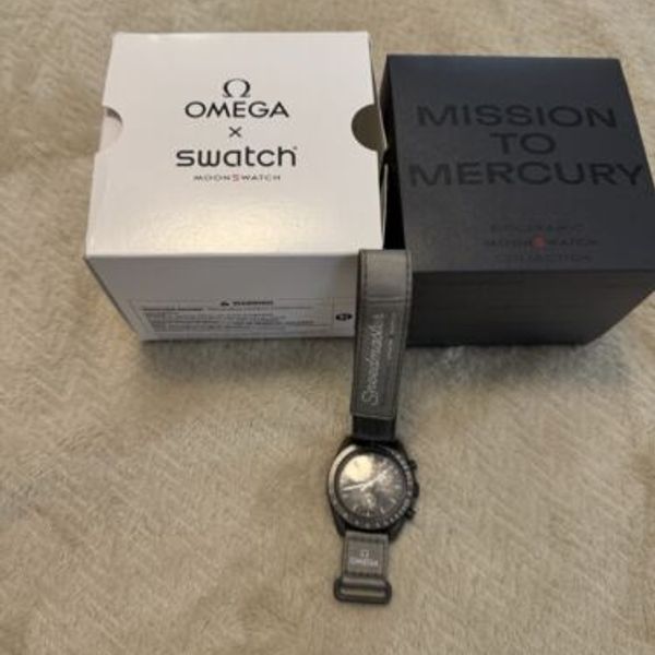 OMEGA Speedmaster SO33A100 | WatchCharts Marketplace