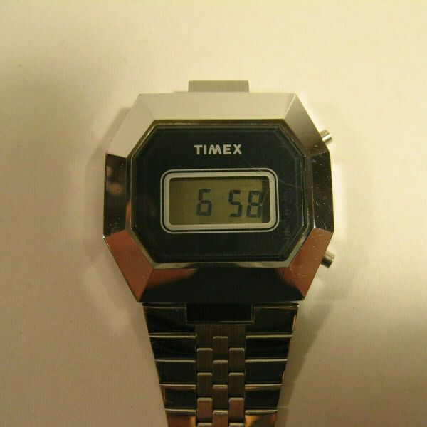 VINTAGE TIMEX K-CELL MEN'S LCD DIGITAL WATCH/GOOD COND/NEW BATT/KEEPS ...