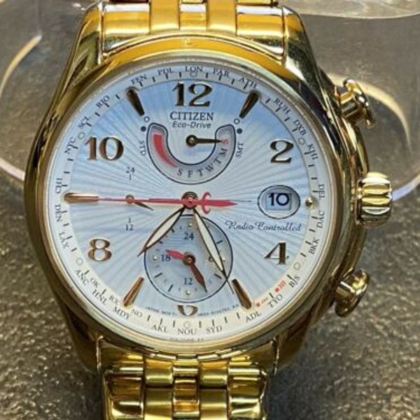 CITIZEN Gold Tone Radio Controlled ECO DRIVE WORLD TIME Chronograph ...