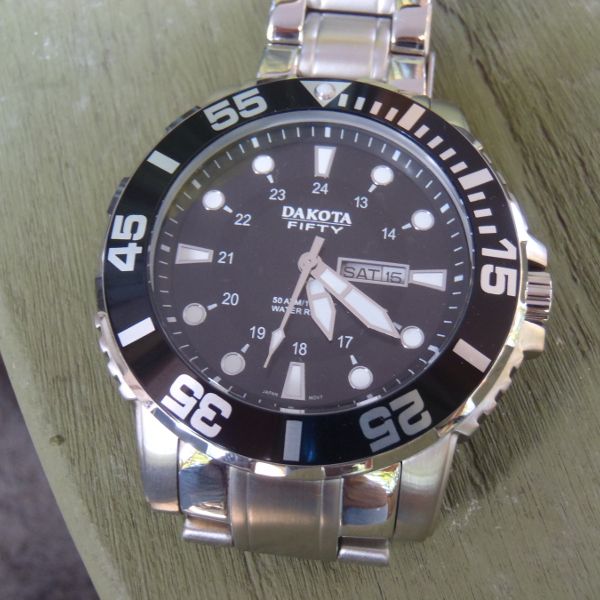 FS: Dakota Watch Company "Fifty" 500m Divers Watch | WatchCharts ...