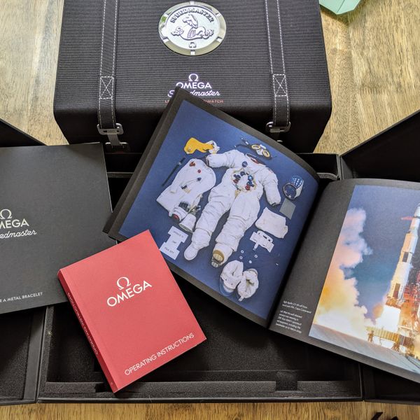 [WTS] Omega Speedmaster moonwatch suitcase | WatchCharts