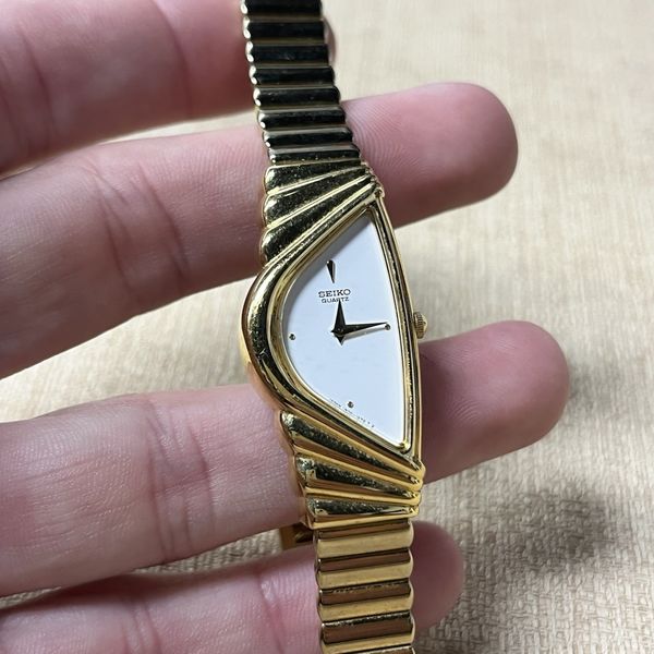 Vintage Seiko Quartz Watch 1N00-5E09 Women Gold Tone Half Moon New Battery | WatchCharts Marketplace
