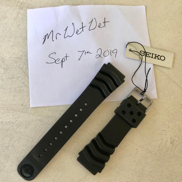 [WTS] OEM Seiko Skx007 rubber straps, never worn - $10 + shipping OBO ...