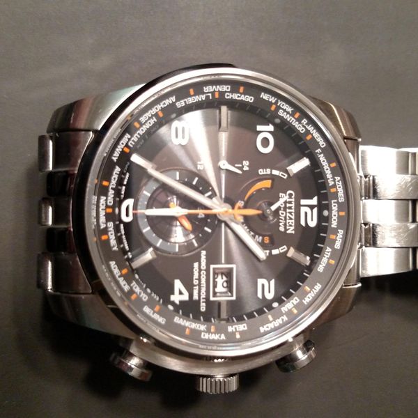 Fs.Citizen radio controlled world time | WatchCharts
