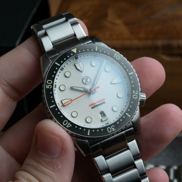 Zelos Mako V3 - 40mm - White Dial - Full Kit | WatchCharts