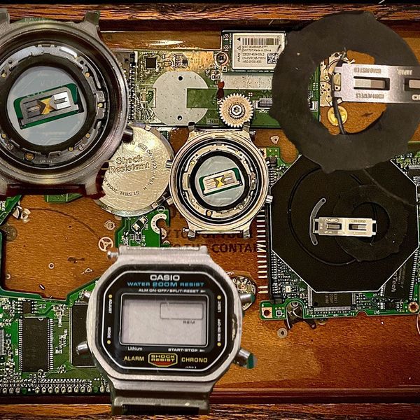 VINTAGE Casio Chrono DW-5600 Japan H module 901 Screw Back (works-READ ...