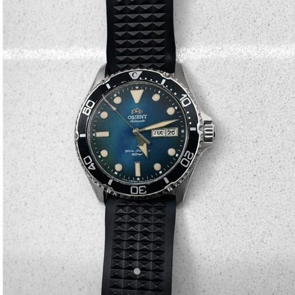 Orient Men's Japanese Automatic/Hand Winding 200 M Diver Style Watch RA ...