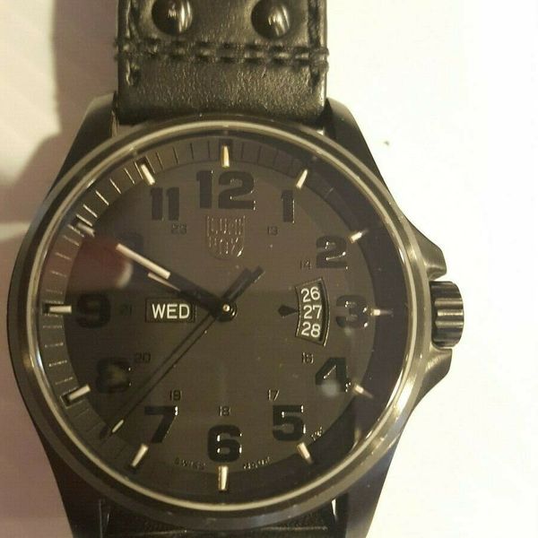Men's Luminox Analog Watch All Black Series 1870 Day And Date New ...