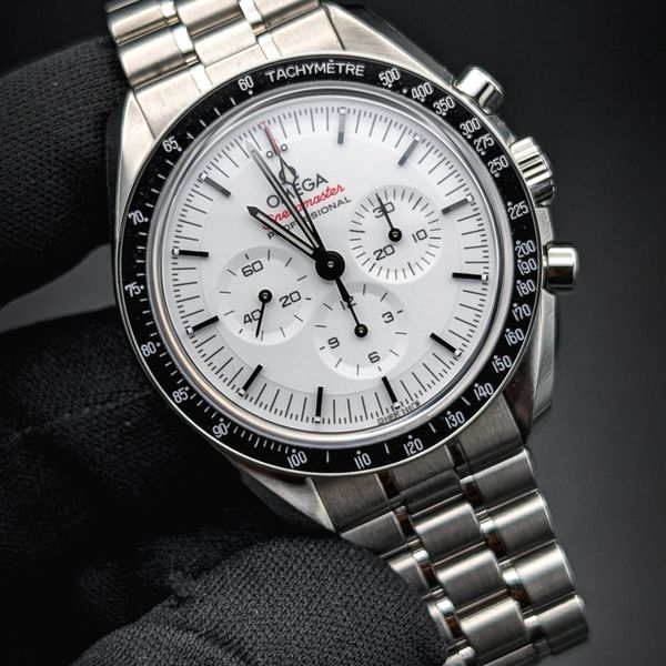 [WTS/WTT] Omega Mint Sep 2025 White Speedmaster Full Set | WatchCharts