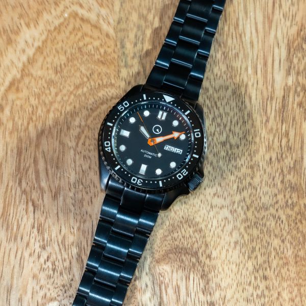 [WTS] Islander ISL-34 with two bracelets & Uncle rubber strap; $250 ...