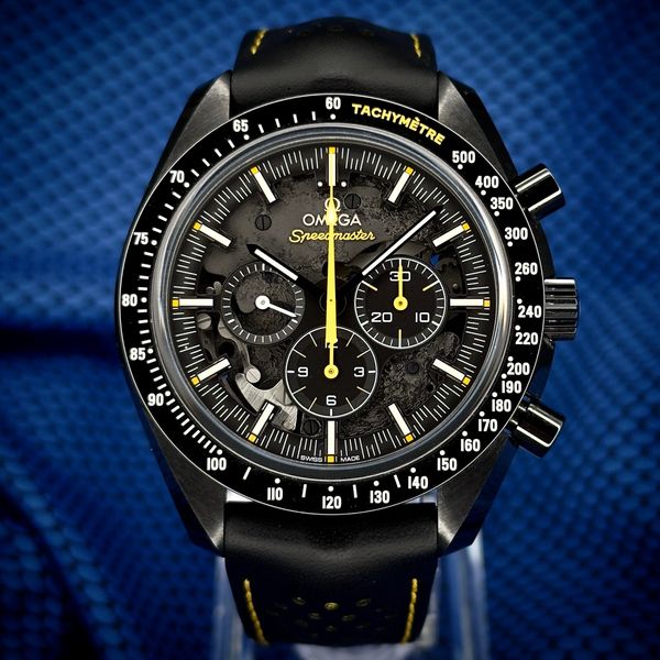 Omega Speedmaster Professional Dark Side of the Moon DSOTM Apollo 8 ...