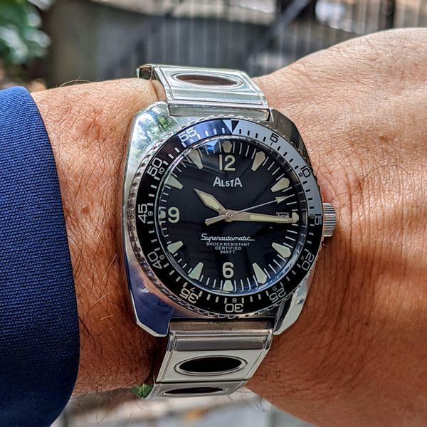 FS: Alsta Nautoscaph Superautomatic (Jaws watch reissue) $600 | WatchCharts
