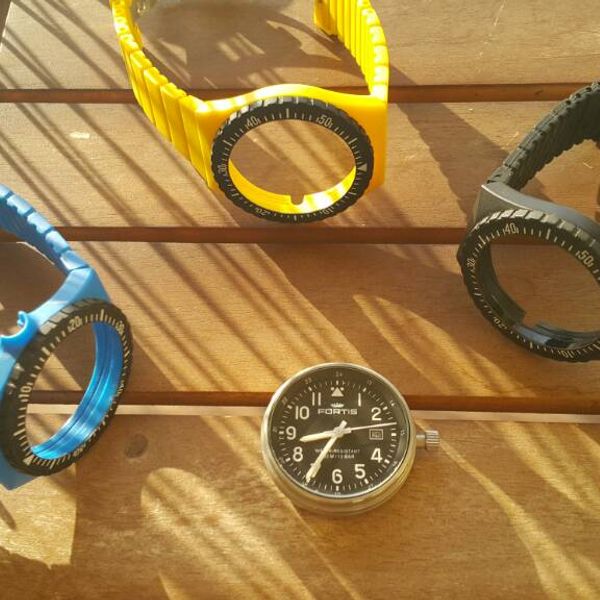 FS:Fortis Colours(3 rubbers) | WatchCharts