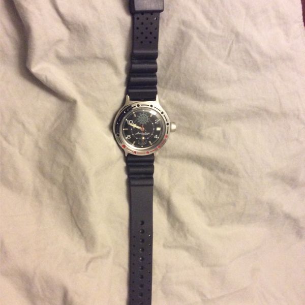FS: Vostok Amphibia 420 Steve Zissou | WatchCharts
