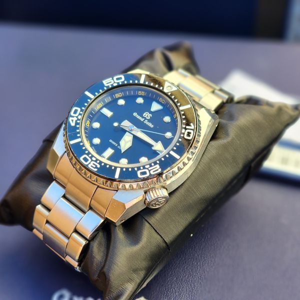 [$2,200 USD] FS: Grand Seiko Diver | WatchCharts
