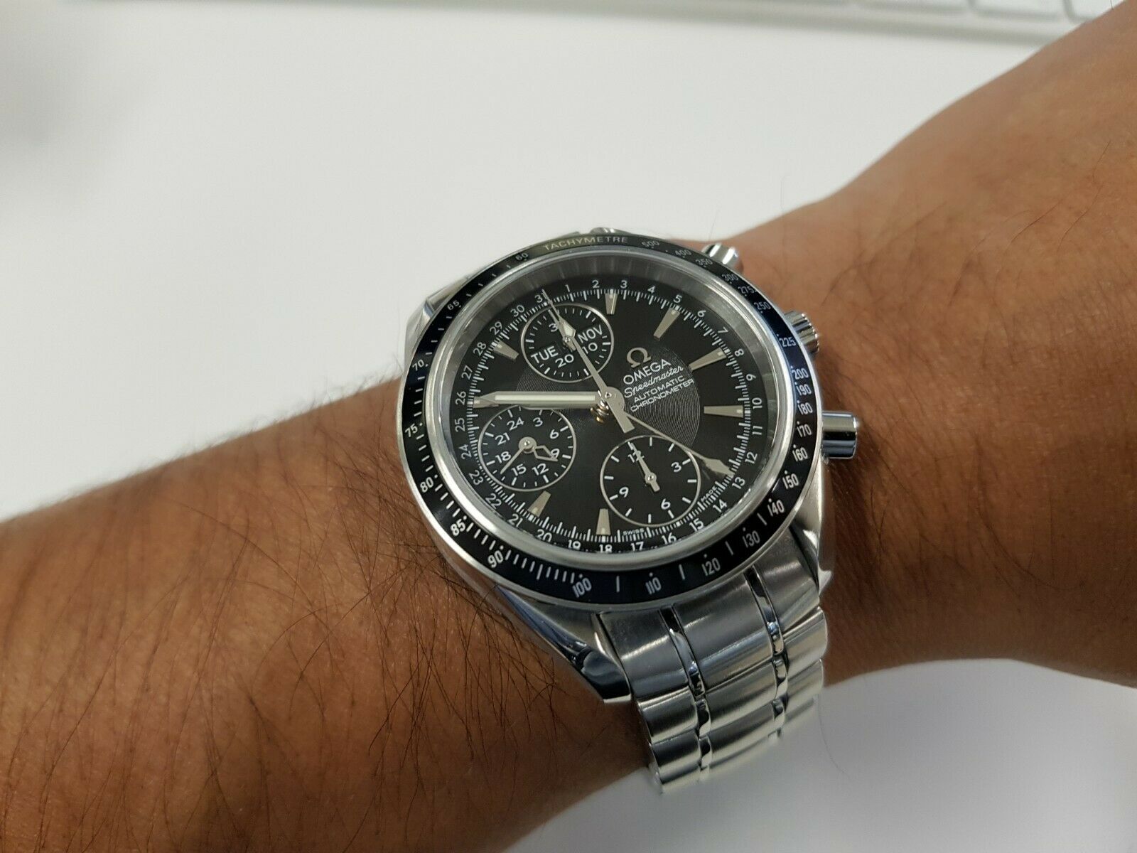 Omega speedmaster chronograph automatic triple date (day date) 3220.50 ...