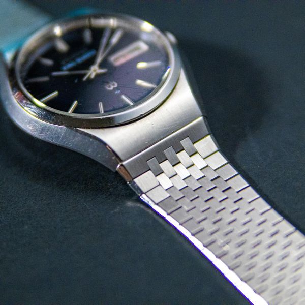 [WTS] KING QUARTZ Seiko 5856-8000 Blue Dial | WatchCharts Marketplace