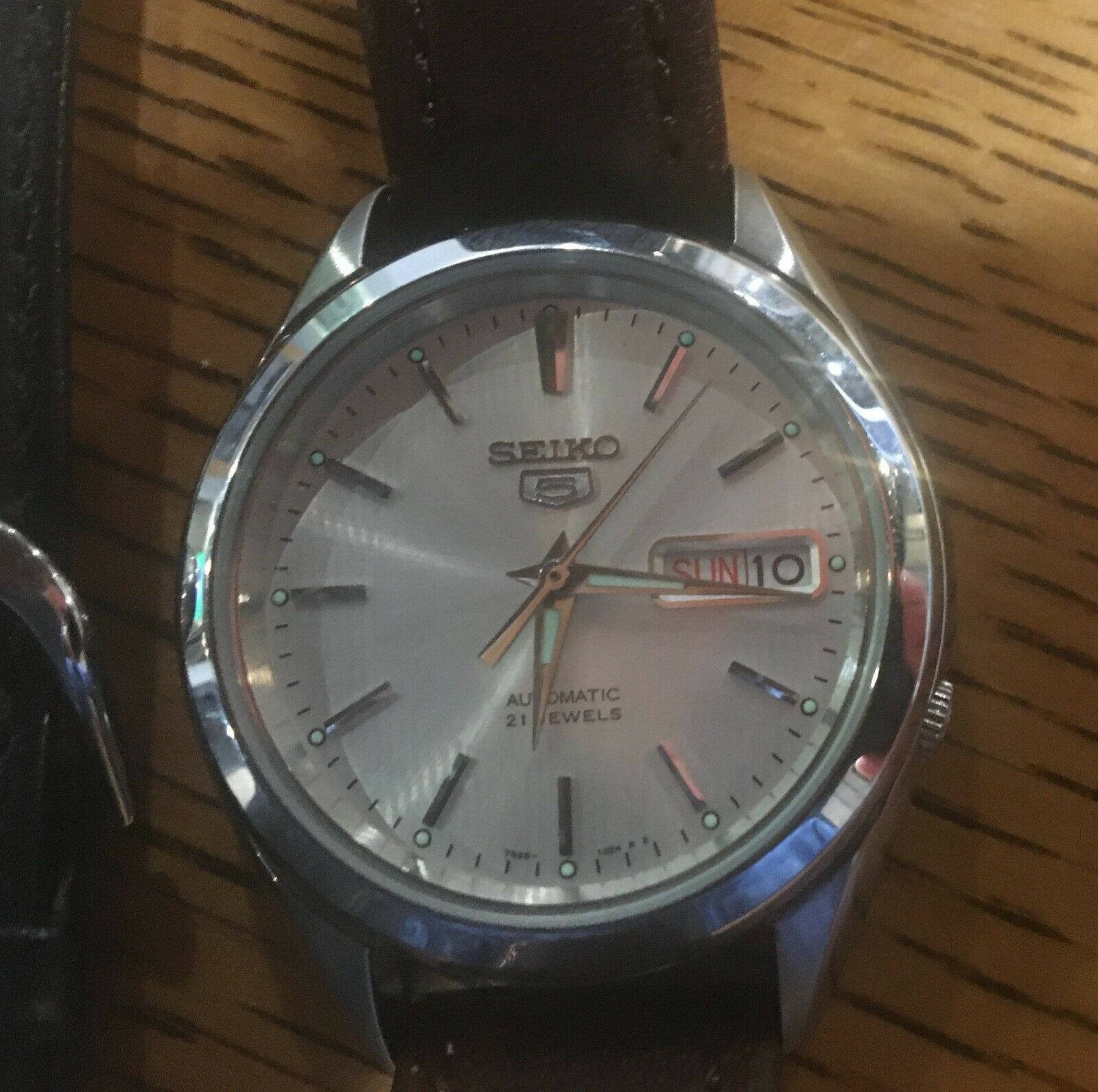 Seiko Automatic SNKL15 Mens Watch, includes Bracelet and Leather Straps ...