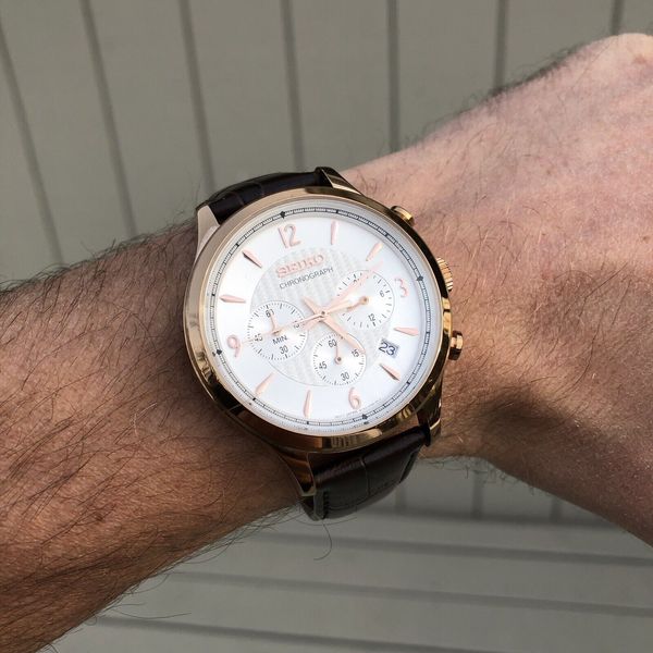 STUNNING Seiko Chronograph Menâ s Watch | WatchCharts Marketplace