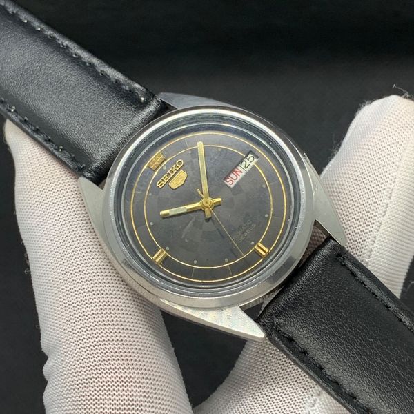Vintage Seiko 5 Automatic 17 jewels Menâ s Watch 7009-3091 â Made in Japan | WatchCharts Marketplace