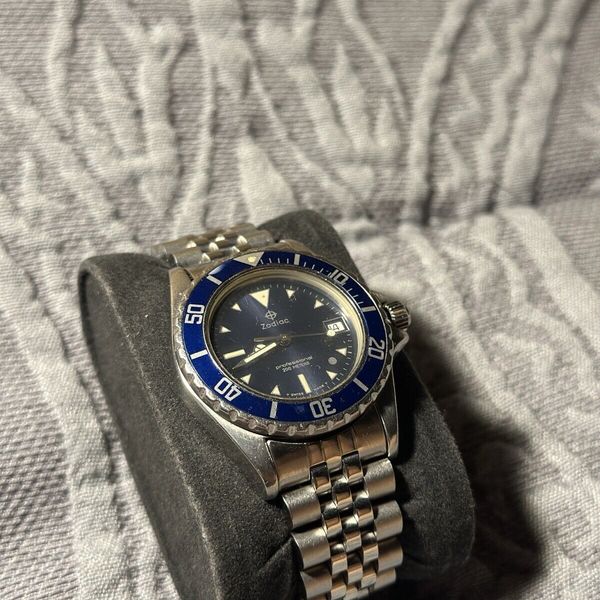 RARE Zodiac Professional Blue Dial 200m White Dot Midsize Dive 34mm ...