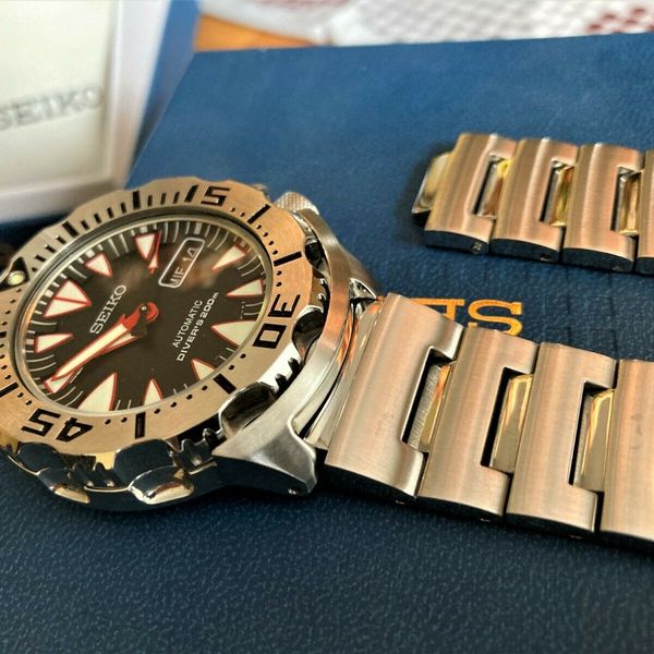 Seiko "Dracula" Black-RED Monster Superior SRP313K2 "Vampire" Dive ...