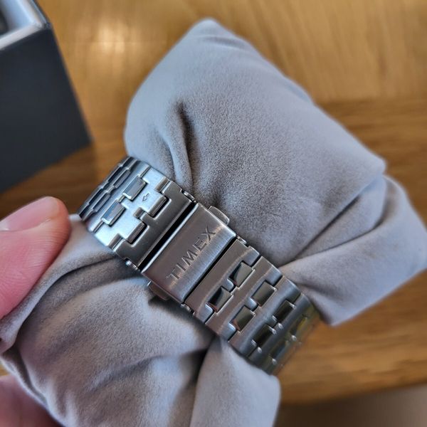 Timex - Q - 'Pepsi' GMT Quartz watch- TW2V38000 | WatchCharts Marketplace