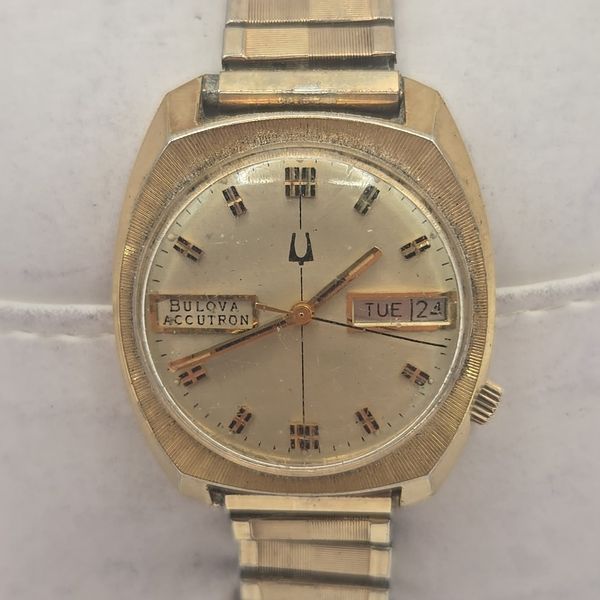 Vintage Bulova Accutron Tuning Fork N6 Men's Wristwatch | WatchCharts ...