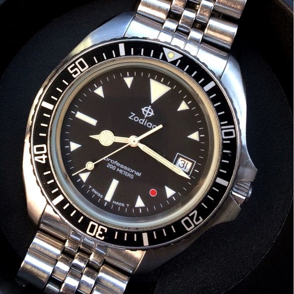 FINAL REDUCTION!! ZODIAC RED DOT (HEUER) 200M PROFESSIONAL DIVER - USED ...