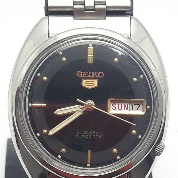 VINTAGE SEIKO 5 6119-8083 AUTOMATIC 21J MEN'S WATCH (1628) | WatchCharts