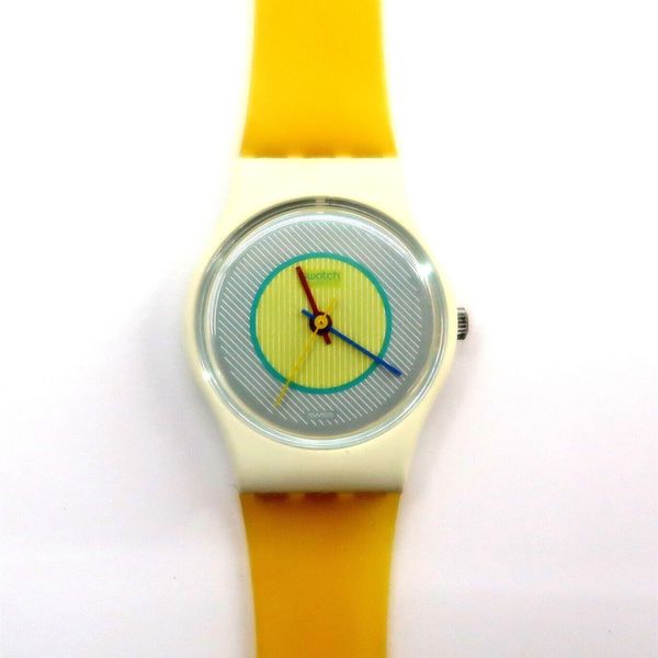 Swatch Watch Ladies BANANA LW106 with Case Vintage 1985 NEW BATTERY No ...