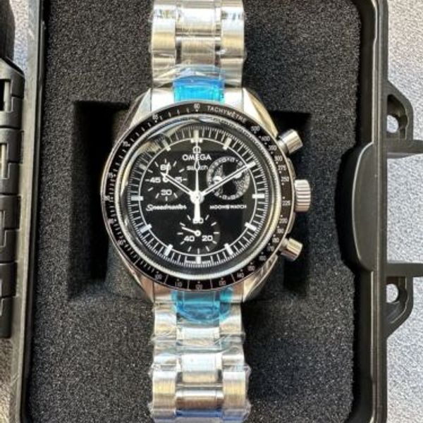 Omega X Swatch Moonswatch Mission to the Moonphase Snoopy Metal Mod ...
