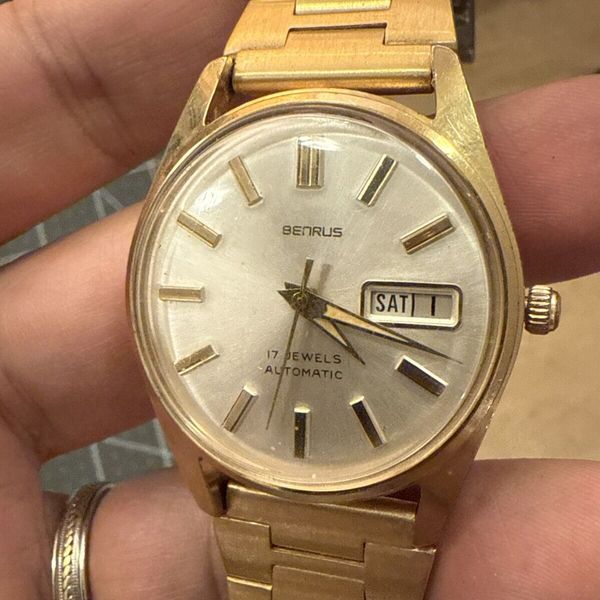 VIntage Benrus Automatic Men's watch Gold tone case day date runs ...