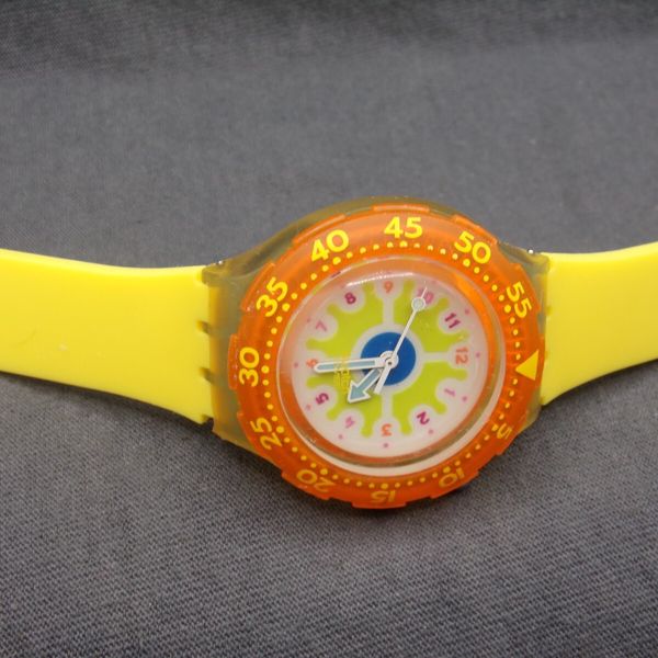 Men's 1992 SWATCH Swiss Diver's Watch w/ Backlight & New Battery ...