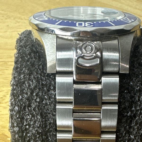 Invicta Grand Diver Automatic 300M Blue Dial Exhibition Case Back Menâ ...