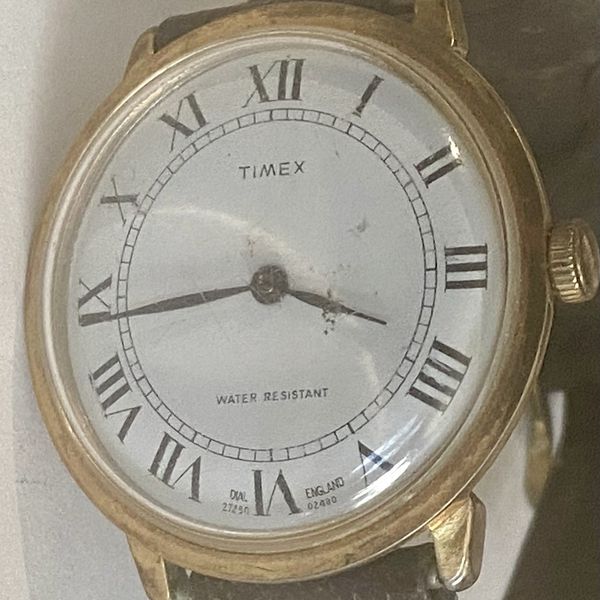 timex vintage roman numerals watch mens Mechanical Runs England ...