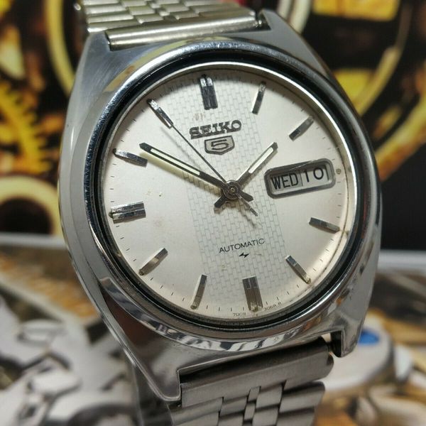 Rare Vintage Seiko-5 Automatic Japanese Men's Wrist Watch Ref-7009 8950 ...
