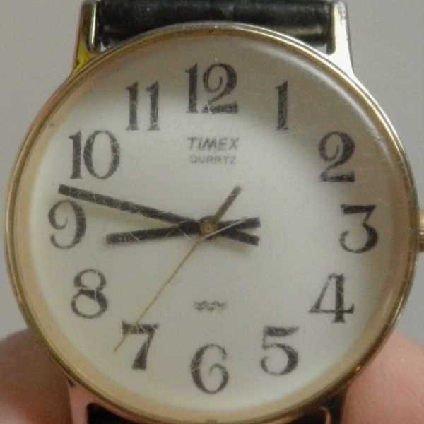 â Vintage Timex Quartz Watch New Battery Alligator Grain Leather Band ...