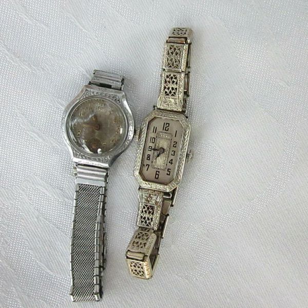 Two Vintage women's wire lug watches 1924 Bulova 6514 watch + Windsor ...