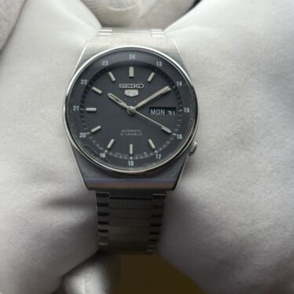 Vintage Seiko 5 Automatic Men's Wristwatch 6319-609A Day/Date black ...