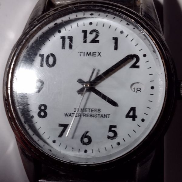 Vintage Men's Timex Quartz Watch/ Classic Face | WatchCharts Marketplace