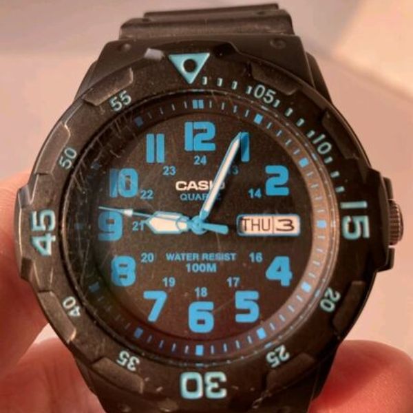 CASIO 5125 MRW-200H Black Tone Quartz Analog Men's Watch | WatchCharts ...