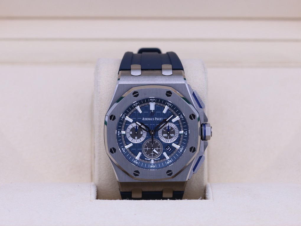 FSOT: Audemars Piguet Royal Oak Offshore Chrono Titanium 26480TI Blue ...