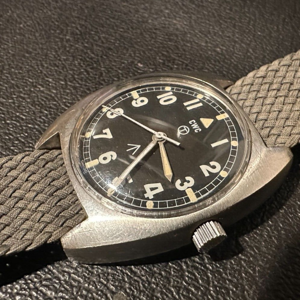 VINTAGE CWC W10 BRITISH MILITARY MENS WRISTWATCH 1976 . SERVICED ...