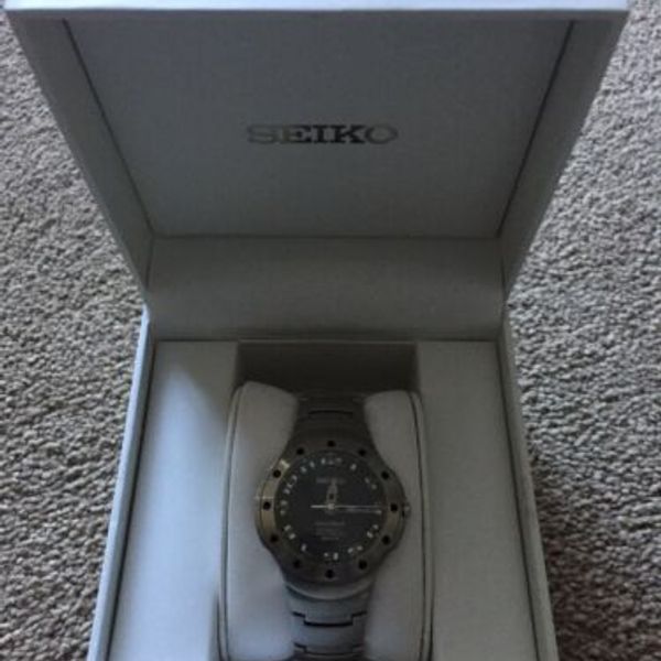 Seiko Premier Kinetic Auto Relay Sapphire 5J22-0D60 Watch - 100m | WatchCharts Marketplace