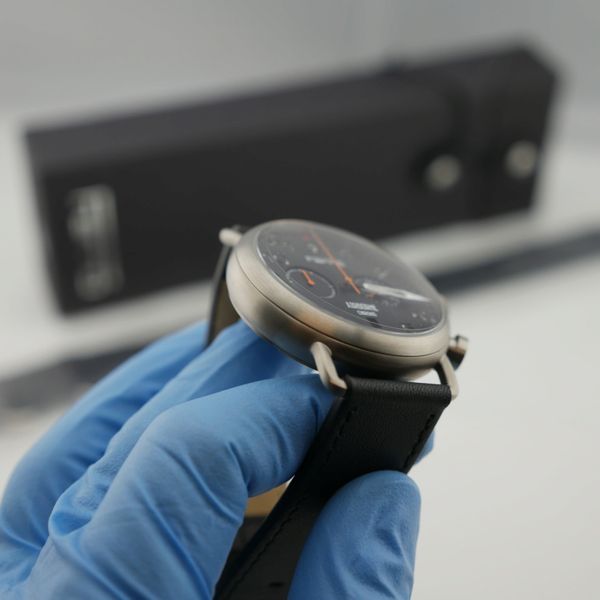 FS: Ferro airborne black dial Titanium with HYBRID MECHAQUARTZ MOVEMENT ...